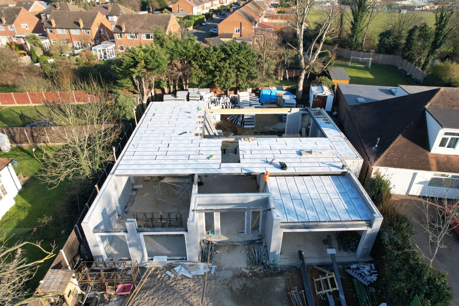CaberDek keeps Berkshire self-build weatherproof and on budget
